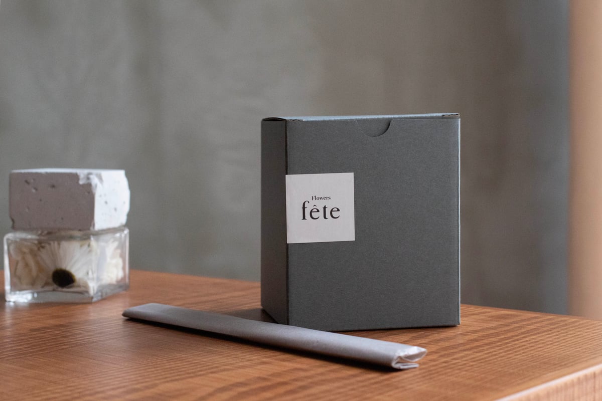 reed【white×whitish】 | fete