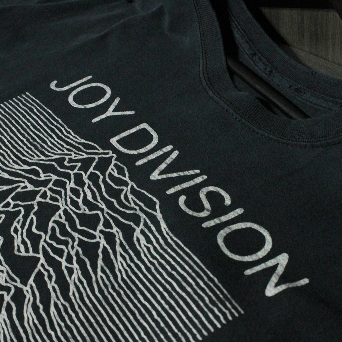 Joy Division ”Unknown Pleasures " CutTag Fits X...