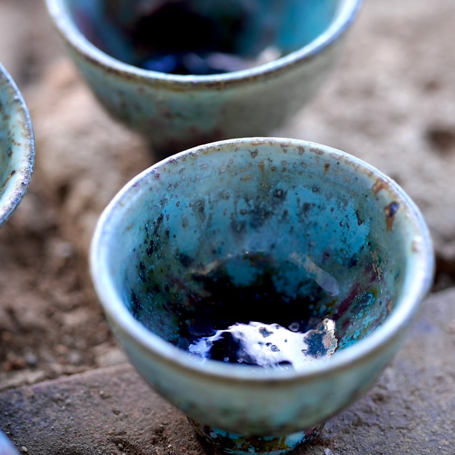 BLUE KUMIDASHI CUP | SHINICHI KOTSUJI pottery