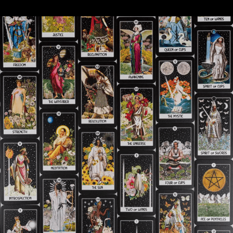 【正規品】直感的な夜の女神タロットカード 英語解説書付き | Coco-tarot