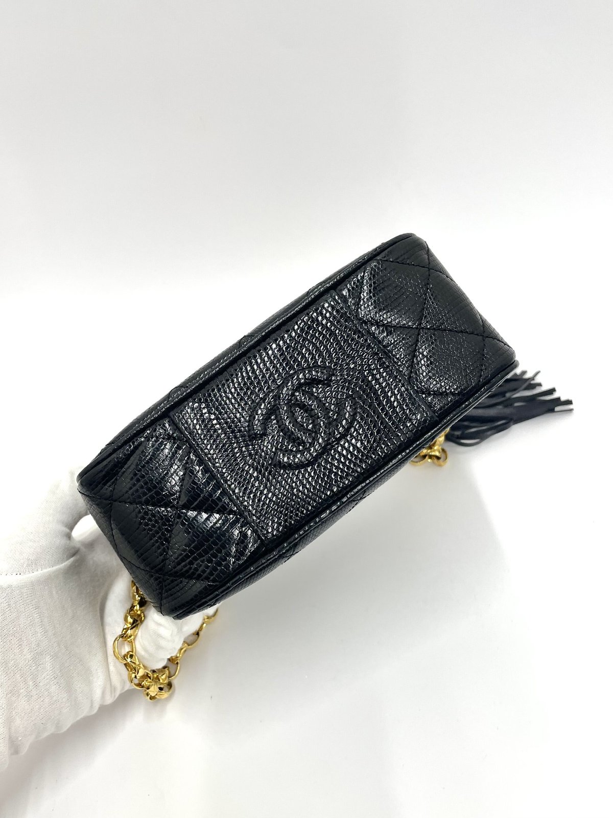 CHANEL リザード チェーンショルダーバッグ タッセルチャーム 2 CHANEL リザード チェーンショルダーバッグ タッセルチャーム 2