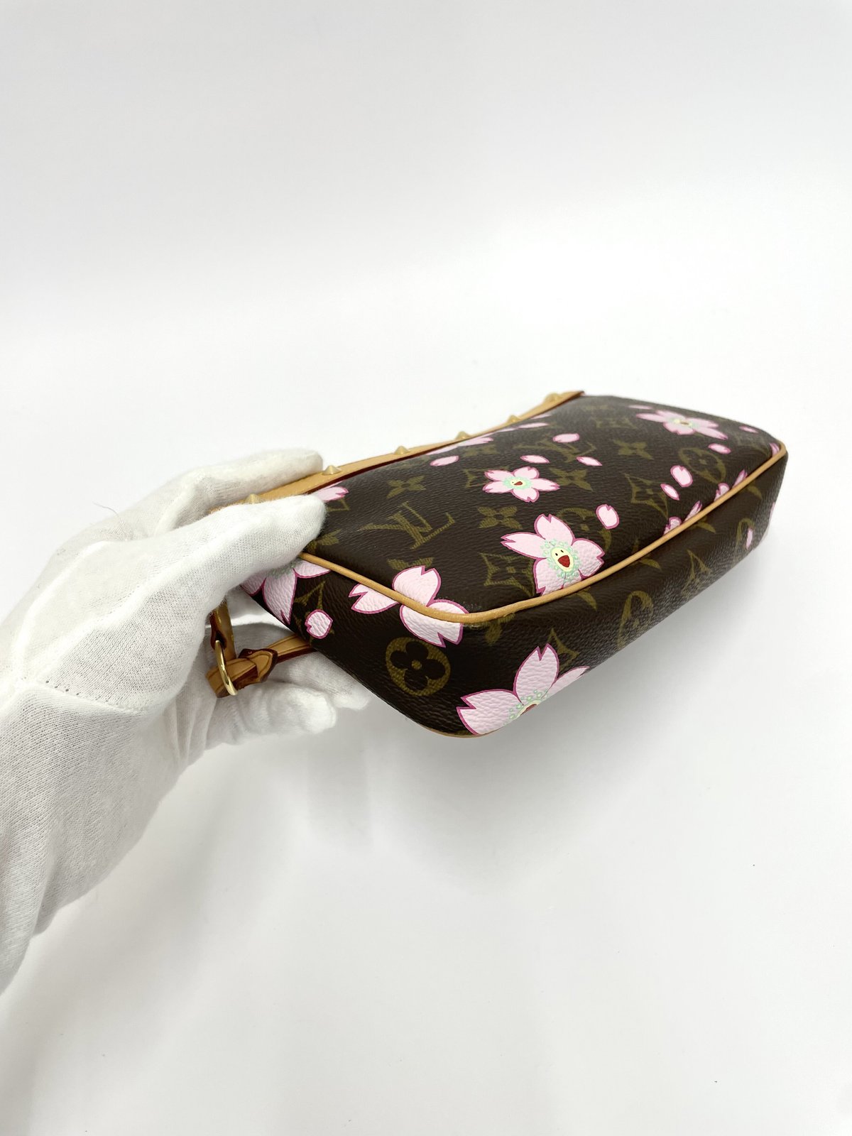 LOUIS VUITTON モノグラム チェリーブロッサム ポシェット LOUIS VUITTON モノグラム チェリーブロッサム ポシェット