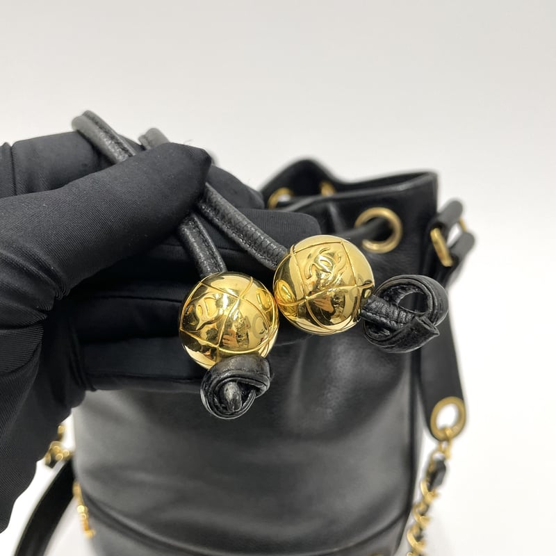 CHANEL キャビアスキン トリプルココ チェーンショルダーバッグ CHANEL キャビアスキン トリプルココ チェーンショルダーバッグ