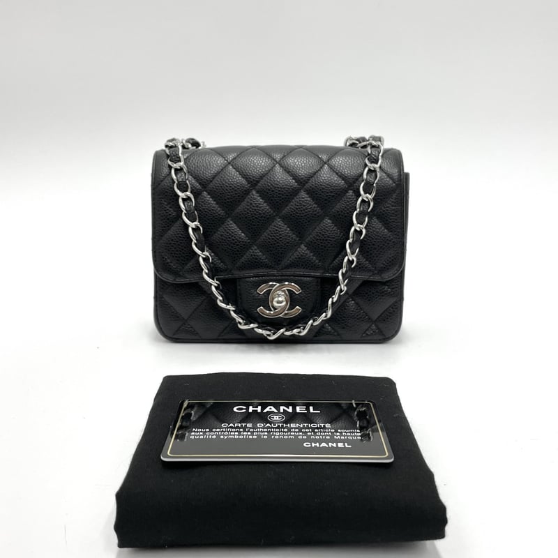 CHANEL キャビアスキン マトラッセ ミニフラップバッグ 17 CHANEL キャビアスキン マトラッセ ミニフラップバッグ 17