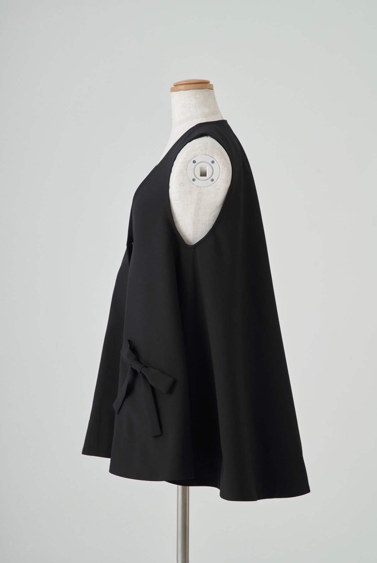 Victoria A-line Gillet Black | elu