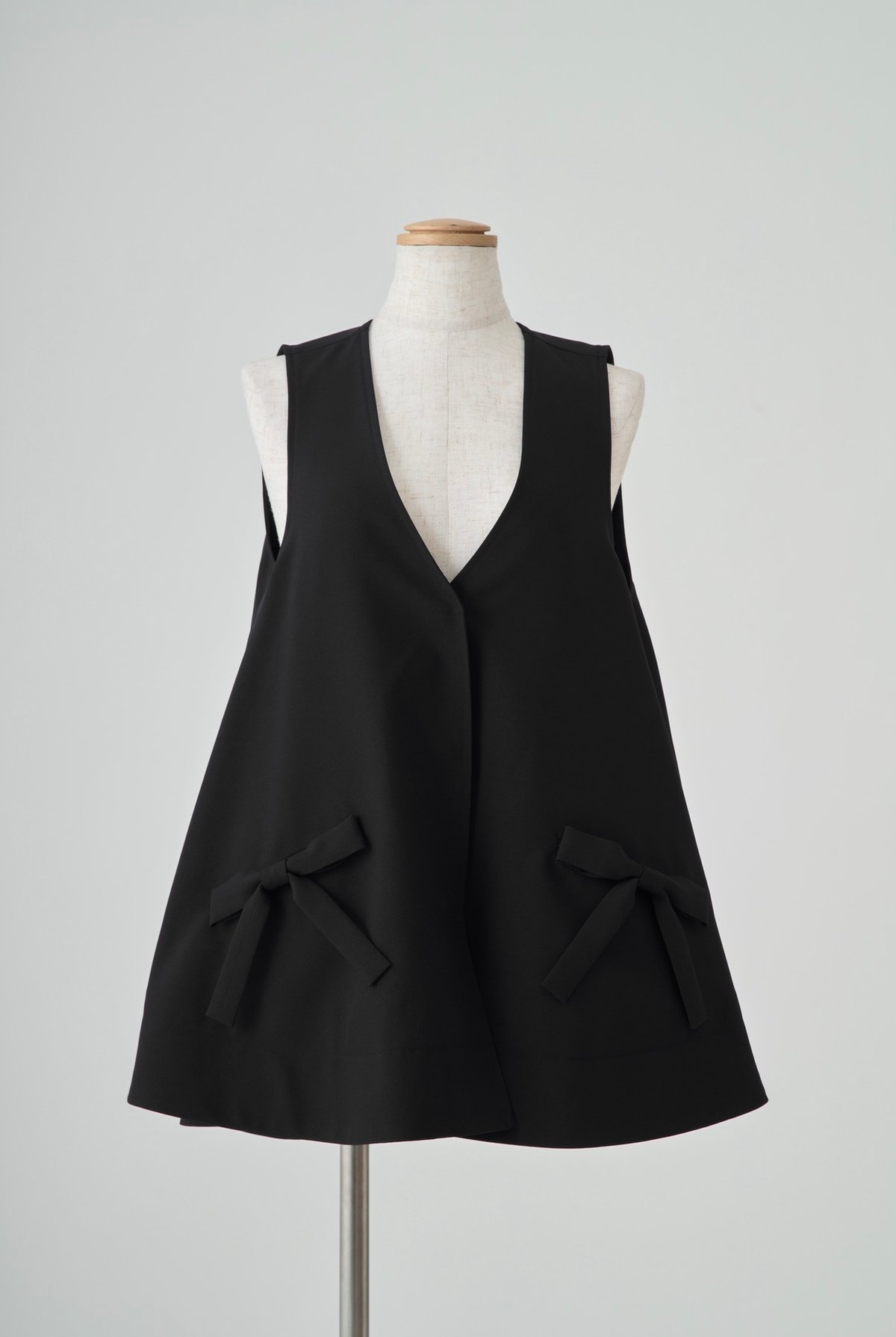 Victoria A-line Gillet Black | elu
