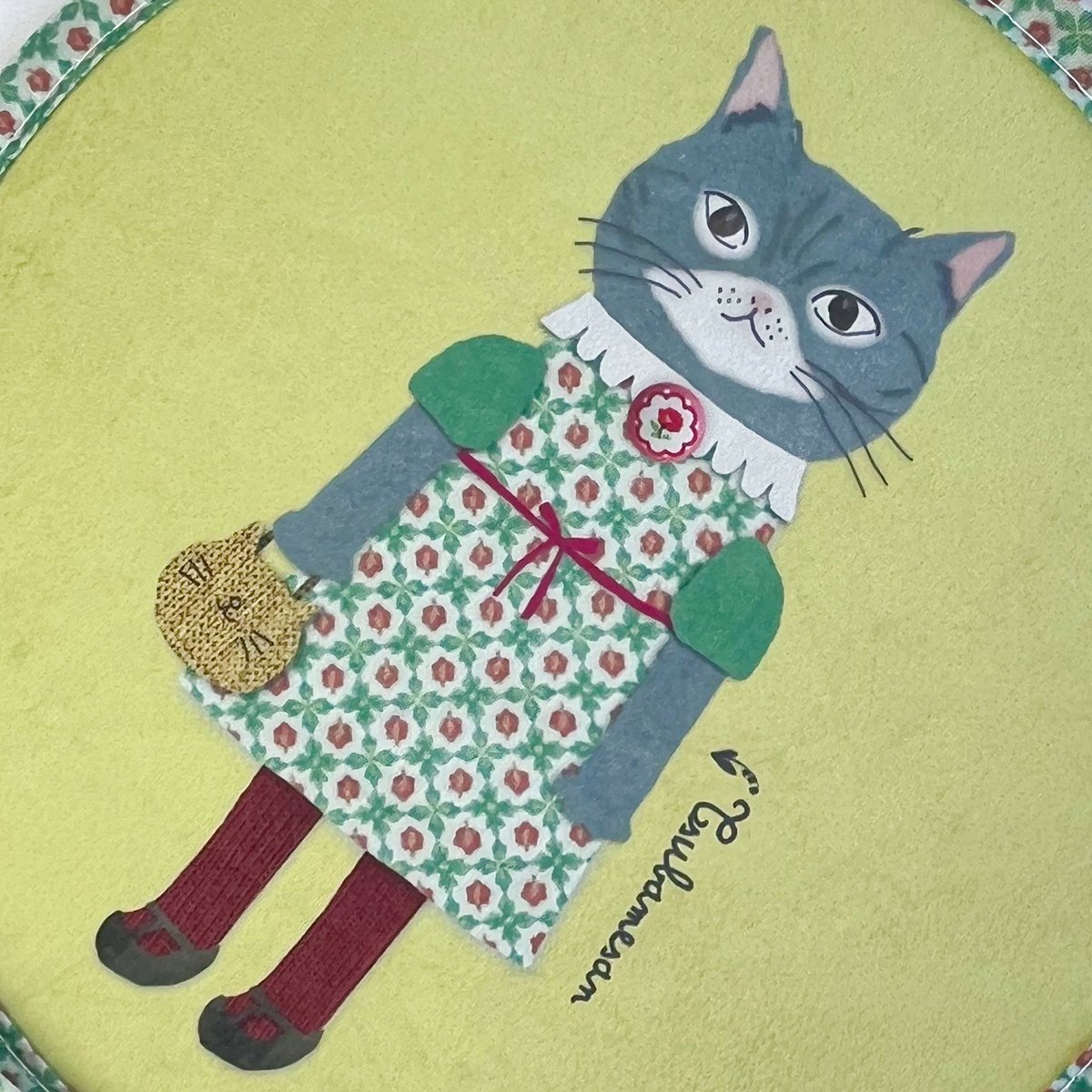 25-8261 くるりんうちわ パーラーすずらん堂 つばめさん柄 | KUSUGURU STORE