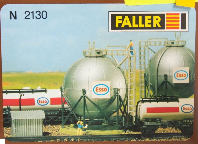 Faller N 2130 Esso ガスタンク | 共立模型 ストア
