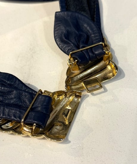 rétro gold buckle navy belt | Hooray!!!