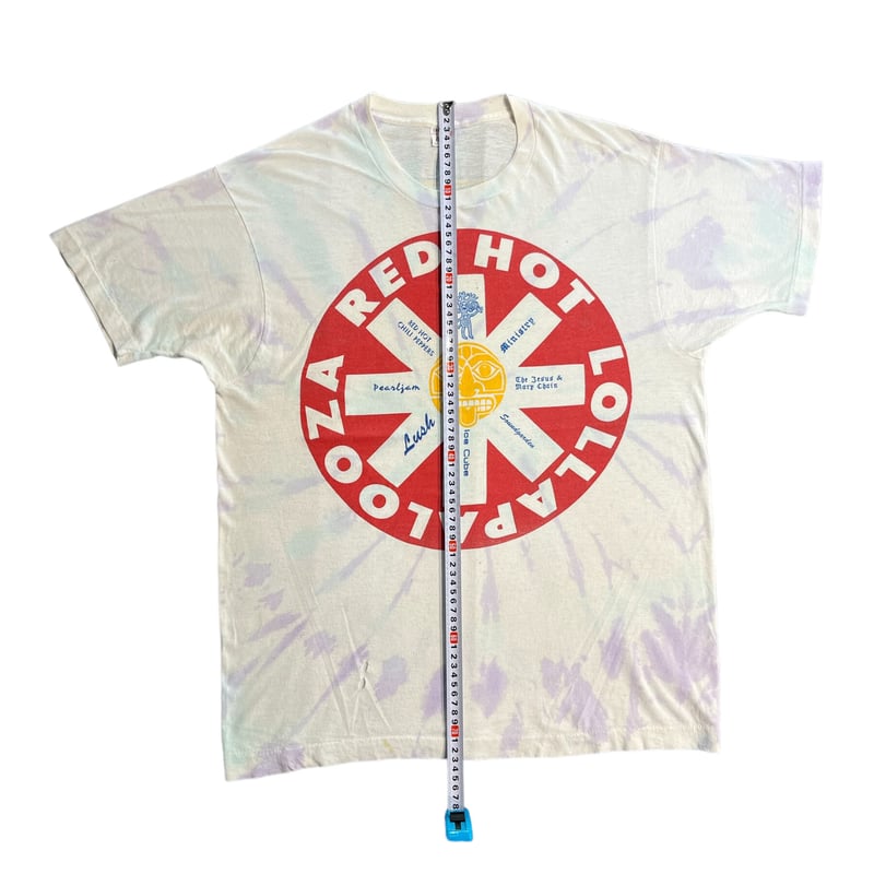 1992 LOLLAPALOOZA T-shirt RED HOT LOLLAPALOOZA 1992 LOLLAPALOOZA T-shirt RED HOT LOLLAPALOOZA