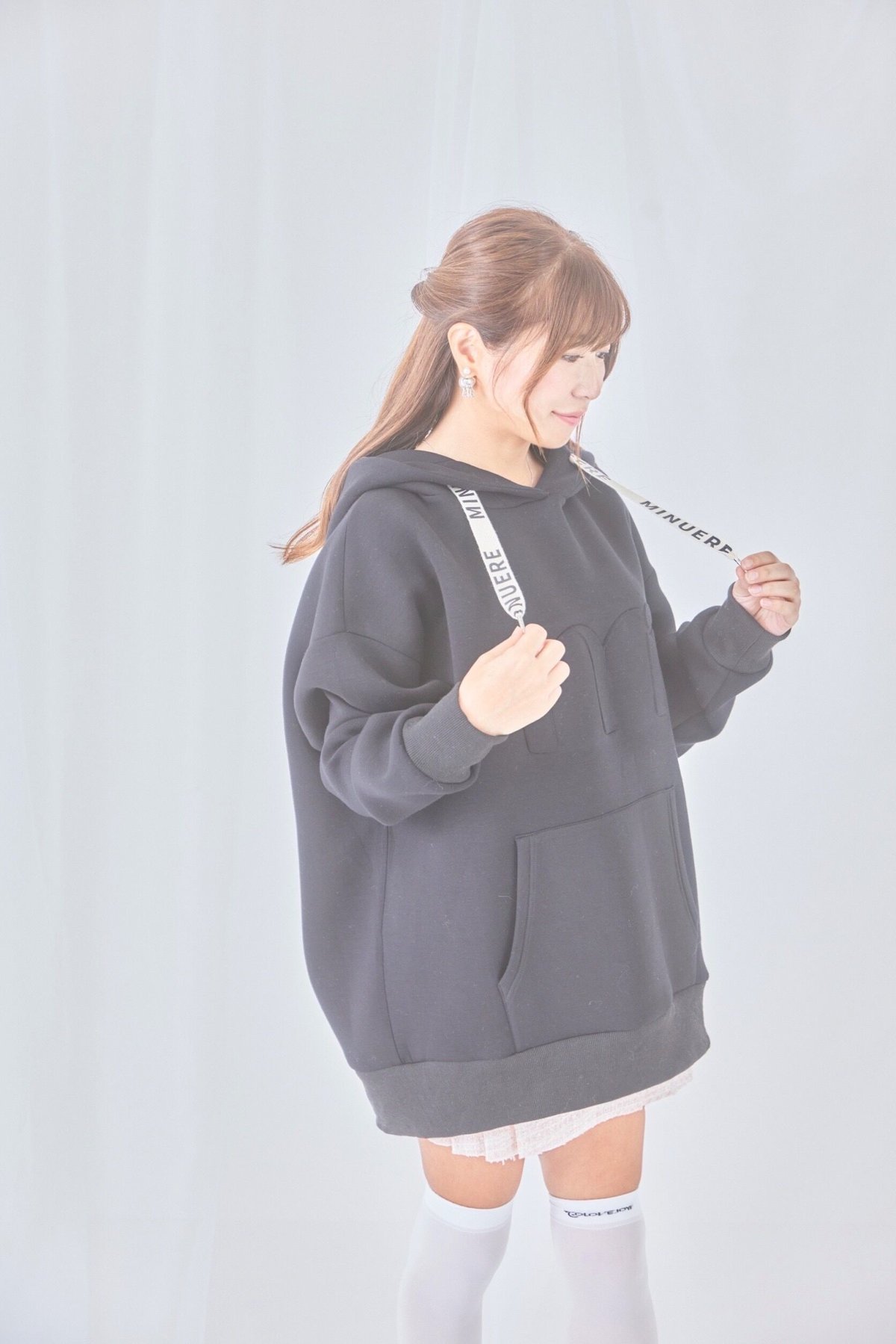 unisex emboss hoodie (dark brown) | ミヌエール（minuére）