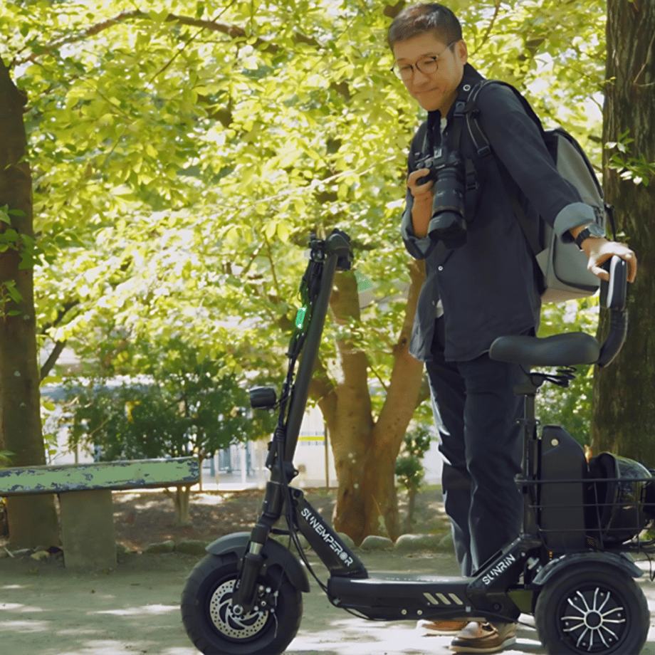 【今だけ送料無料】サンエンペラー SUNRIN/特定小型原付（20キロ/6キロ） 免許不要 ス...