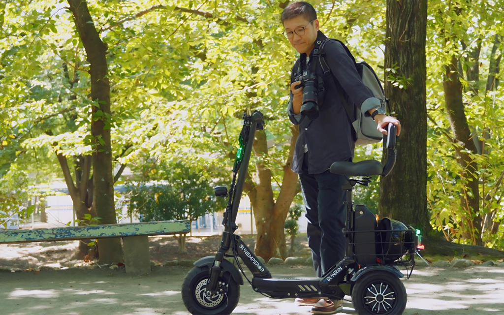 【今だけ送料無料】サンエンペラー SUNRIN/特定小型原付（20キロ/6キロ） 免許不要 ス...