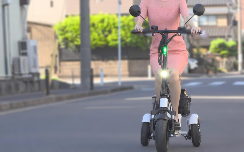 【今だけ送料無料】サンエンペラー SUNRIN/特定小型原付（20キロ/6キロ） 免許不要 ス...