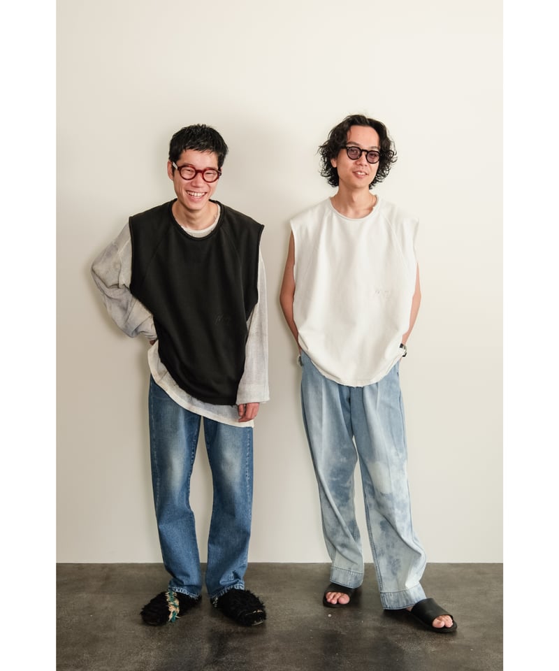 ANCELLM SLEEVELESS AGING T-SHIRT | MusterWerk Sud. ANCELLM SLEEVELESS AGING T-SHIRT | MusterWerk Sud.