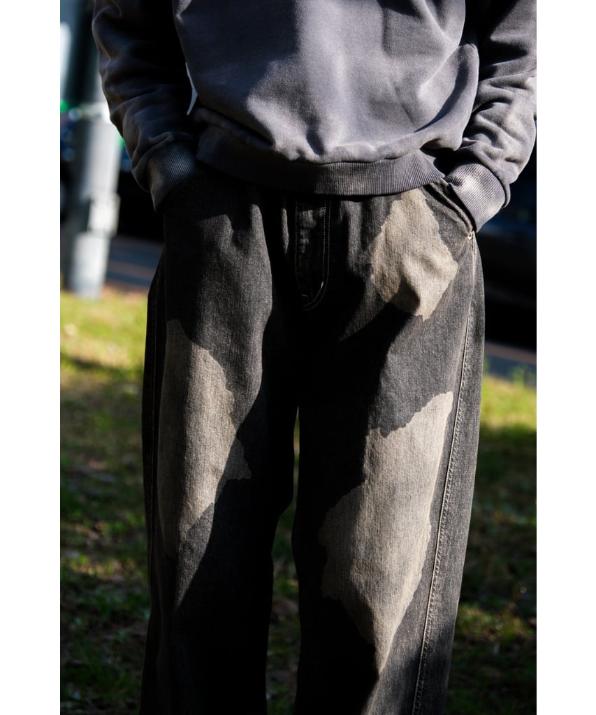 ENCOMING SPOTTED DENIM TROUSER | MusterWerk Sud. ENCOMING SPOTTED DENIM TROUSER | MusterWerk Sud.