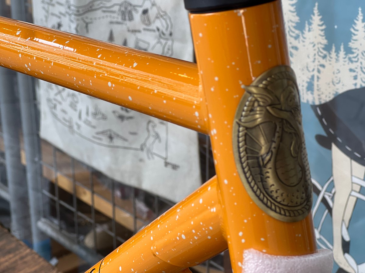 【送料無し】CRUST Bikes * EVASION * Orange & Gray Spe...