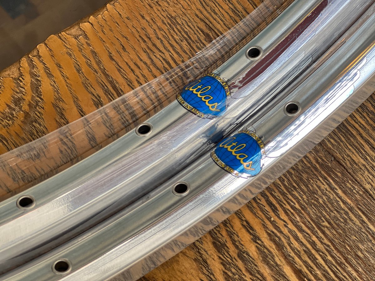 ペア販売】 Velocity * ATLAS Rim * 700c (Polish NO ペア販売】 Velocity * ATLAS Rim * 700c (Polish NO