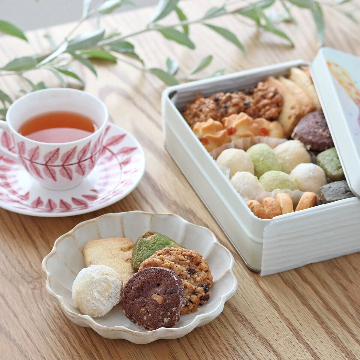 アーティストデザインクッキー缶 1 (goasa) | 福花堂