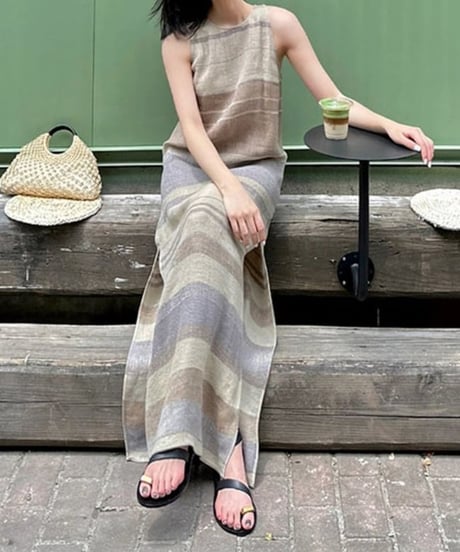 Border pattern slit long one piece IR1434 | ir...