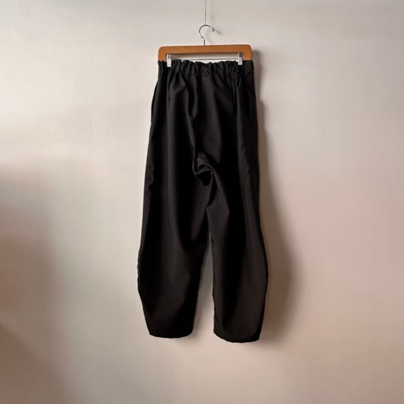 TUKI / BANANA LEGS (BLACK) | weaver TUKI / BANANA LEGS (BLACK) | weaver