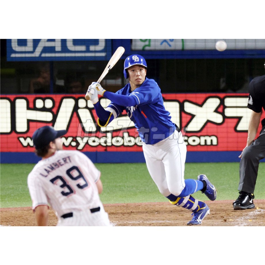 岡林 プロ初1試合4打点（キャビネ/A4） | 中日新聞フォトサービス 写真販売サイト