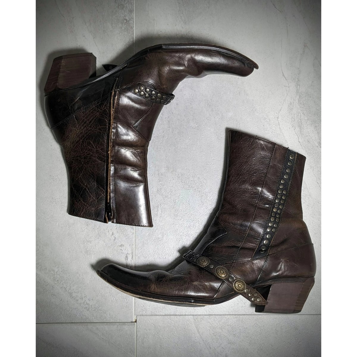 【alfredoBANNISTER】2000s studs angular boots | C...