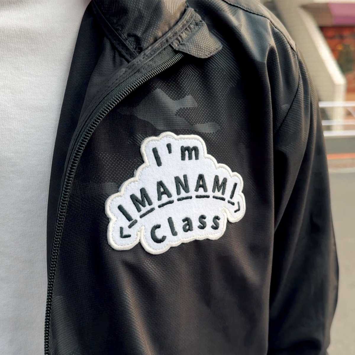 ナイロンジャケット＜I'm IMANAMI Class＞カモ柄×ワッペン（ホワイト×黒文字）