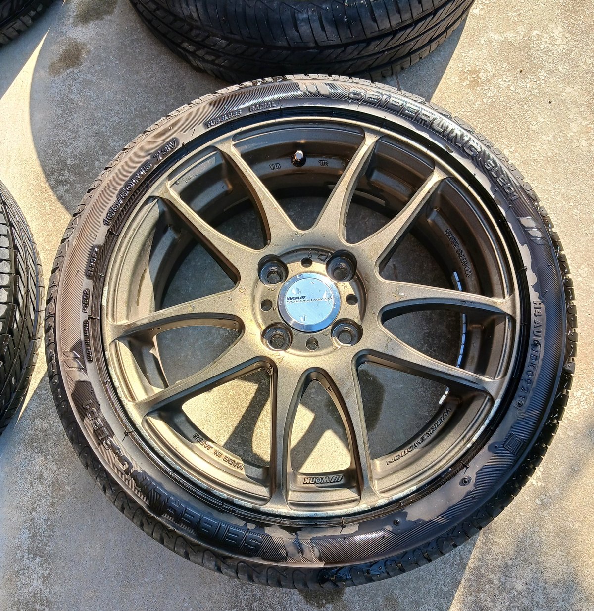 CH_BU-0245 EMOTION Kiwami タイヤ付 | わだち