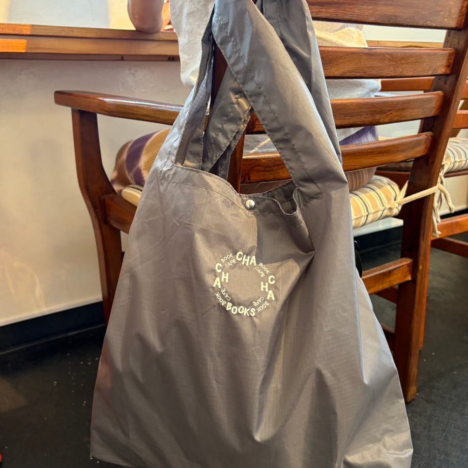 CHA CHA CHA BOOKS original nylon bag(gray,蓄光)