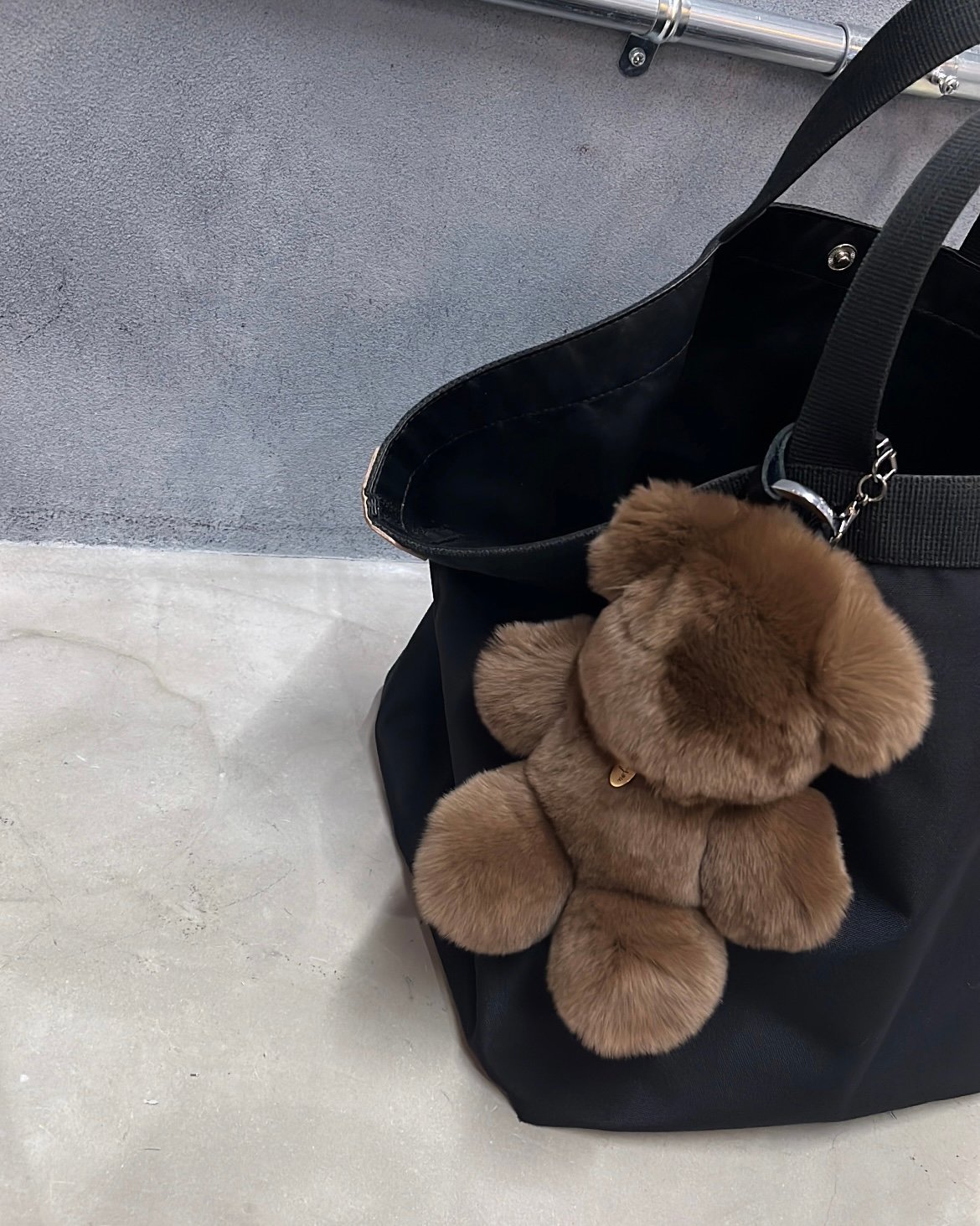 再入荷:Big faceless bear charm 🧸 | joujou flagship...