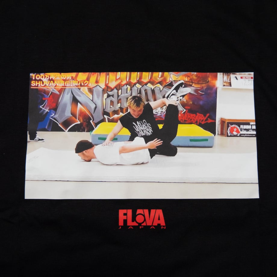 FLAVA JAPAN TV 名場面シーン入りTシャツ(SHUVAN/胸バクレッスン) | F...