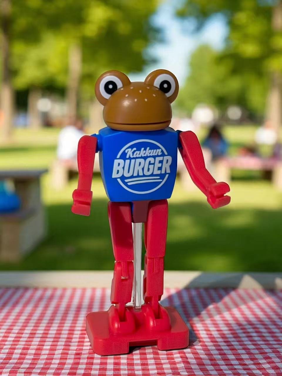 パカっと ひざカックン カエル 編 [バーガークン] | JOY☆CUBE × LAB