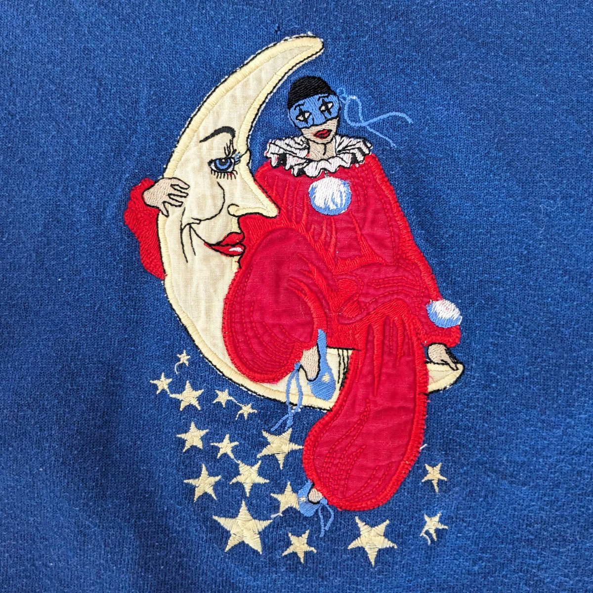 moon and clown sweat | unbuild