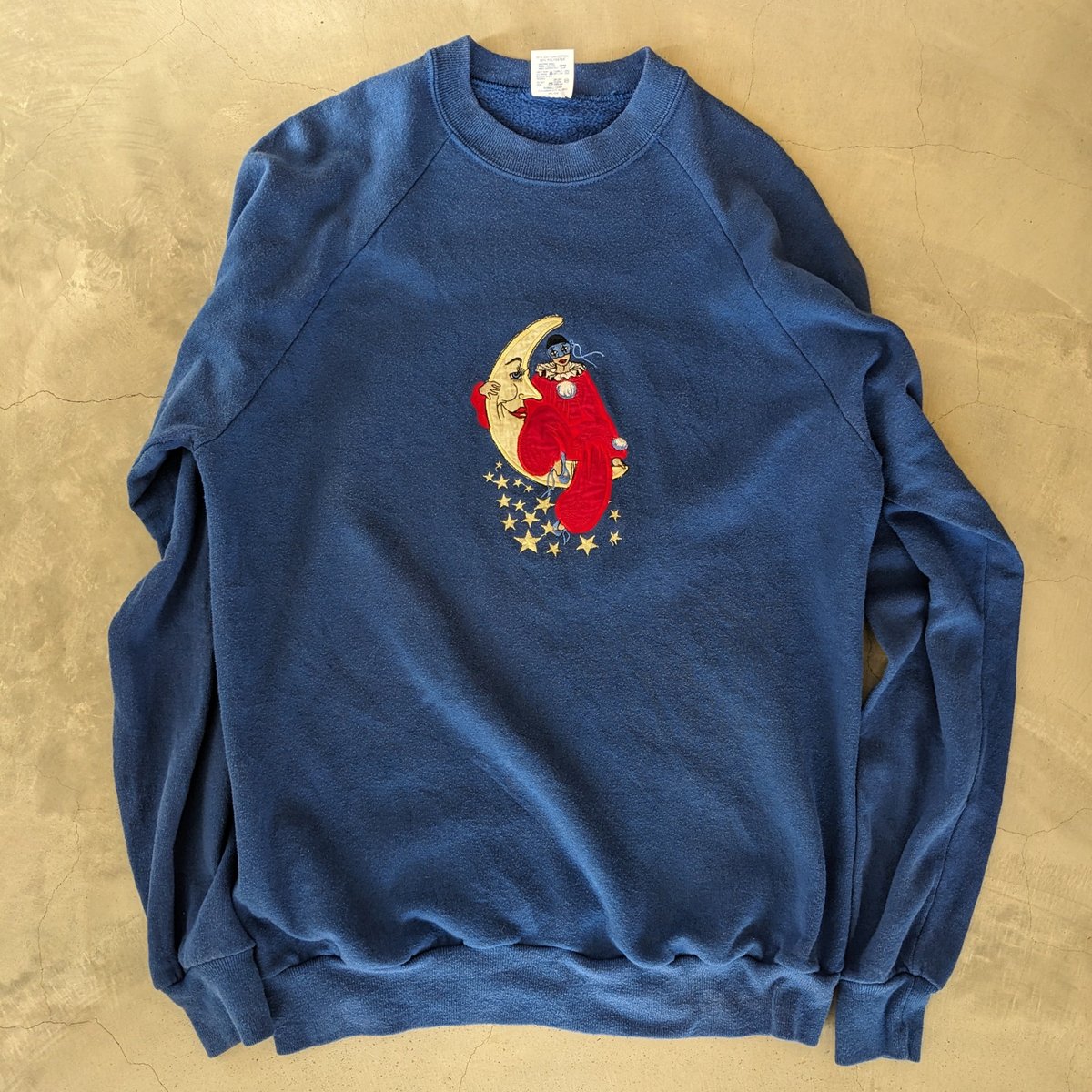 moon and clown sweat | unbuild