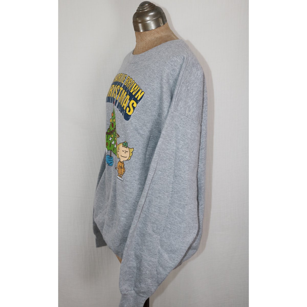 Hanes Peanuts ‘A Charlie Brown Christmas’ Sweat...