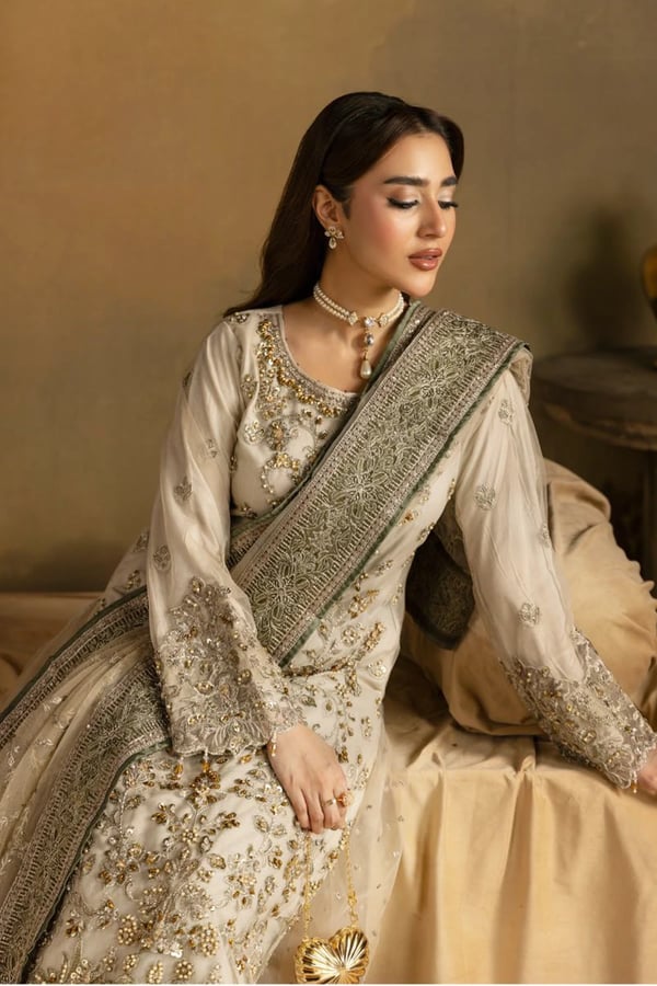 Areefa 3 piece luxe embroidered premium collection