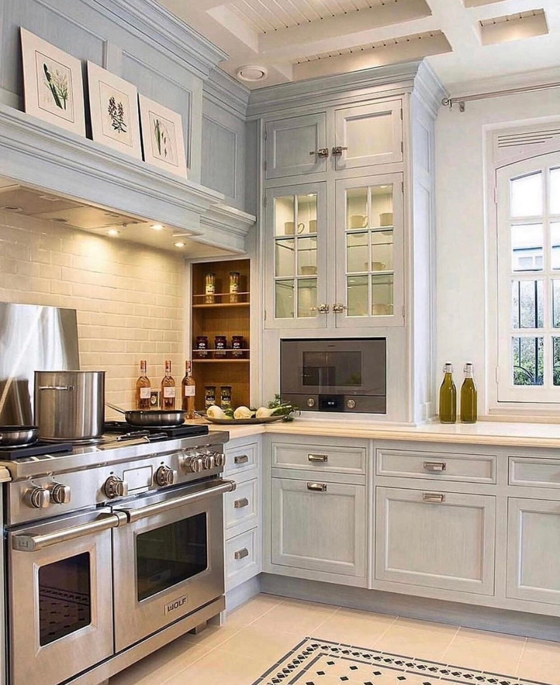 25 Kitchen Range Hood Ideas You'll Love