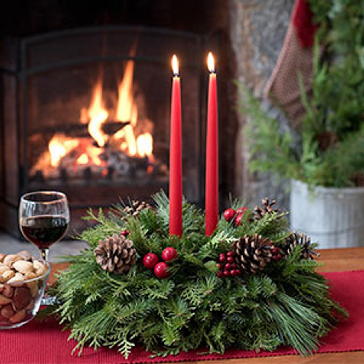 25 Christmas Centerpiece Ideas You'll Love