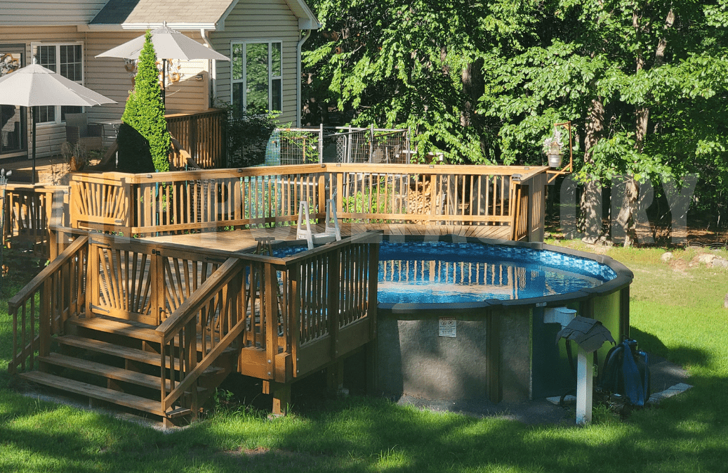 25 Small Backyard Pool Ideas You'll Love
