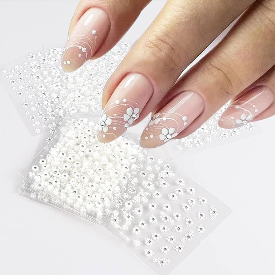 15 Jaw-Dropping White Nail Designs That'll Make Your Manicurist Jealous