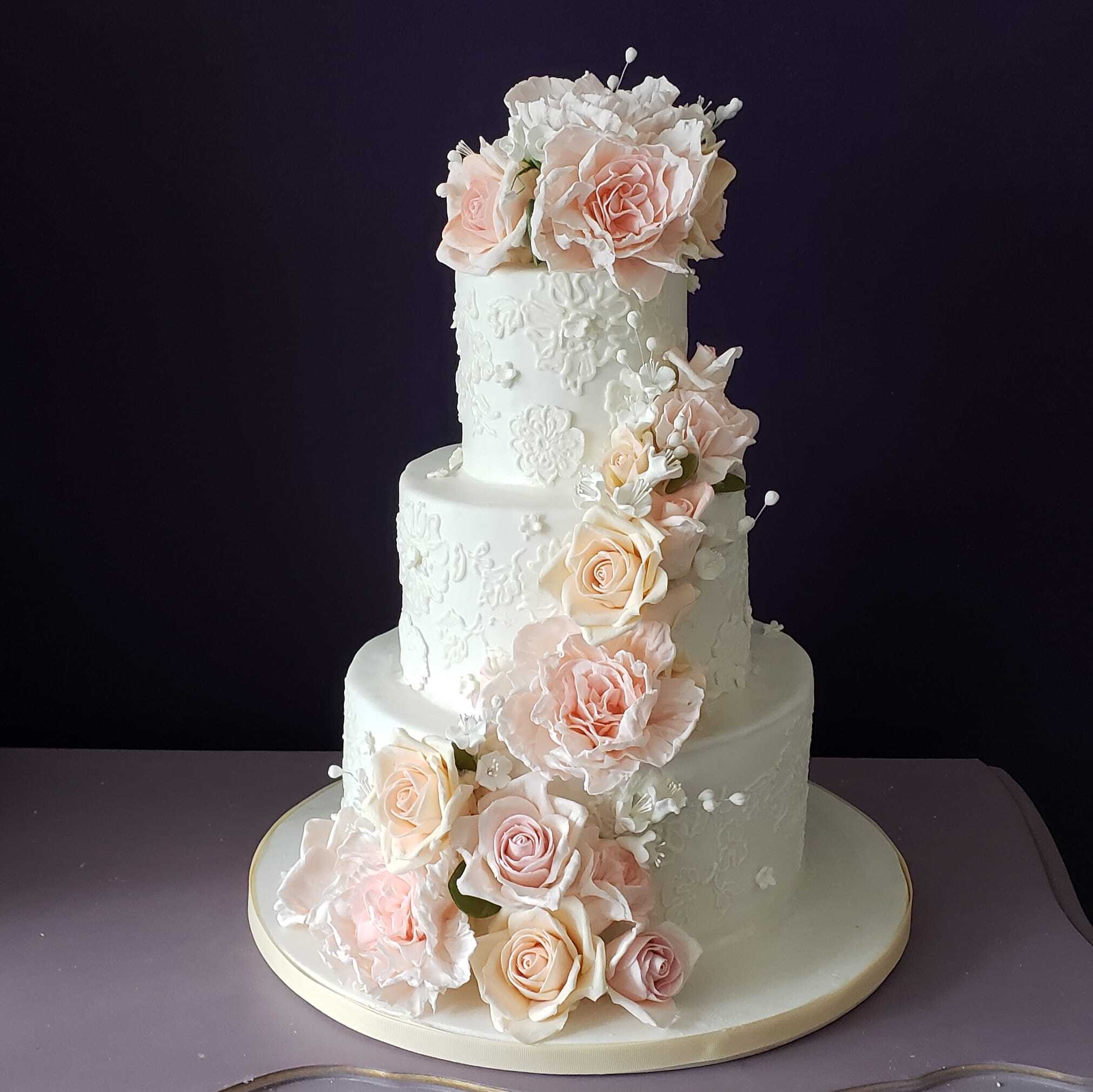 30 Wedding Cake Designs That'll Make Your Big Day Sweeter