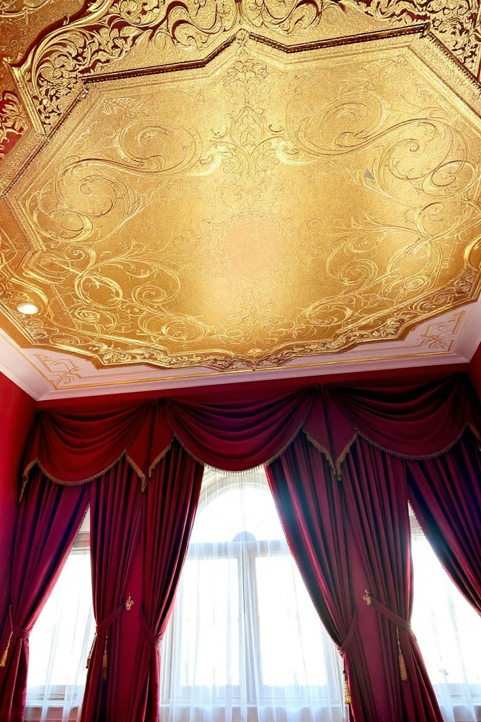 20 Stunning Red and Gold Bedroom Ideas to Transform Your Space