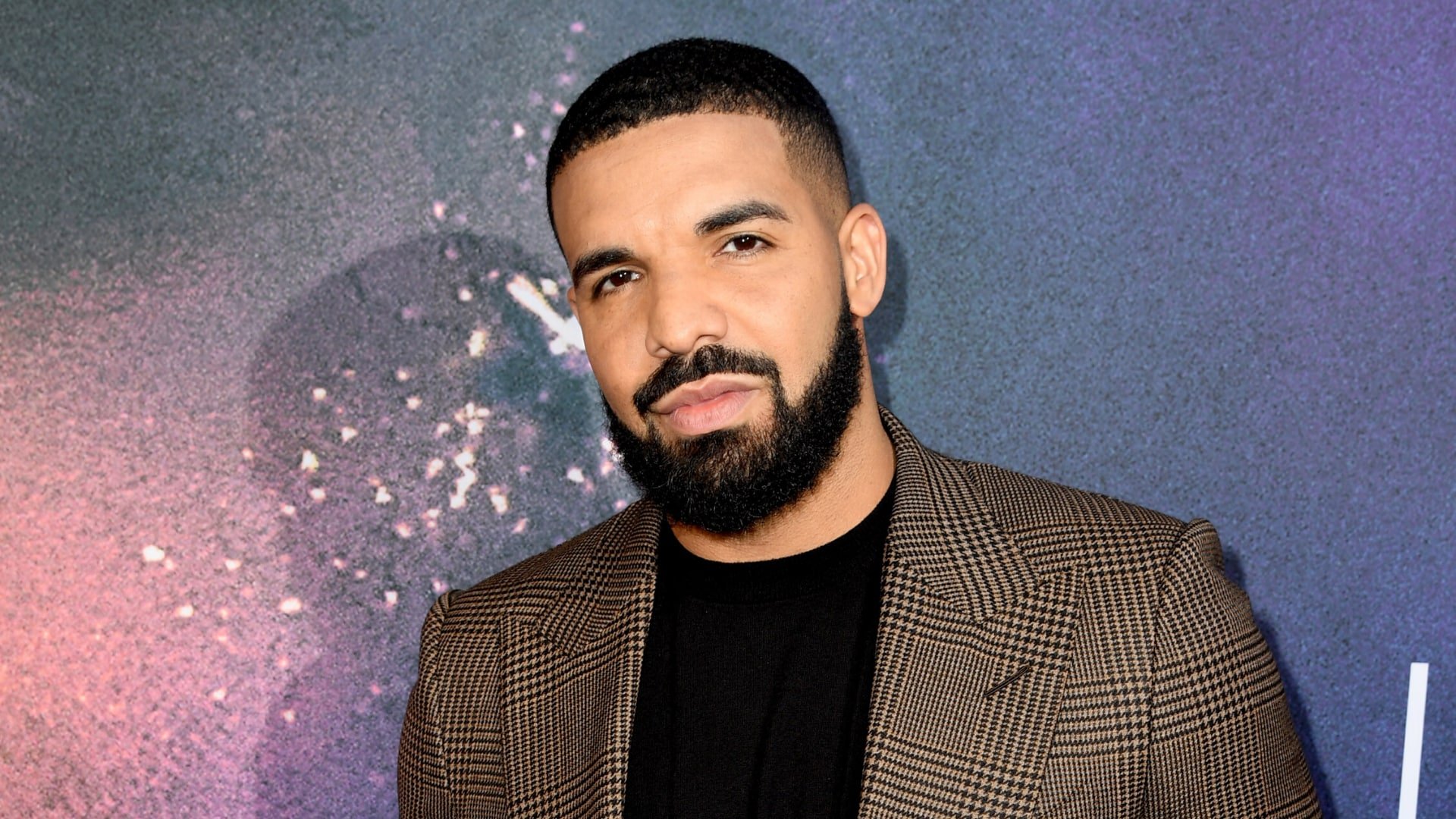 Drake torna-se o primeiro artista a ultrapassar 110 bilhões de streams ...