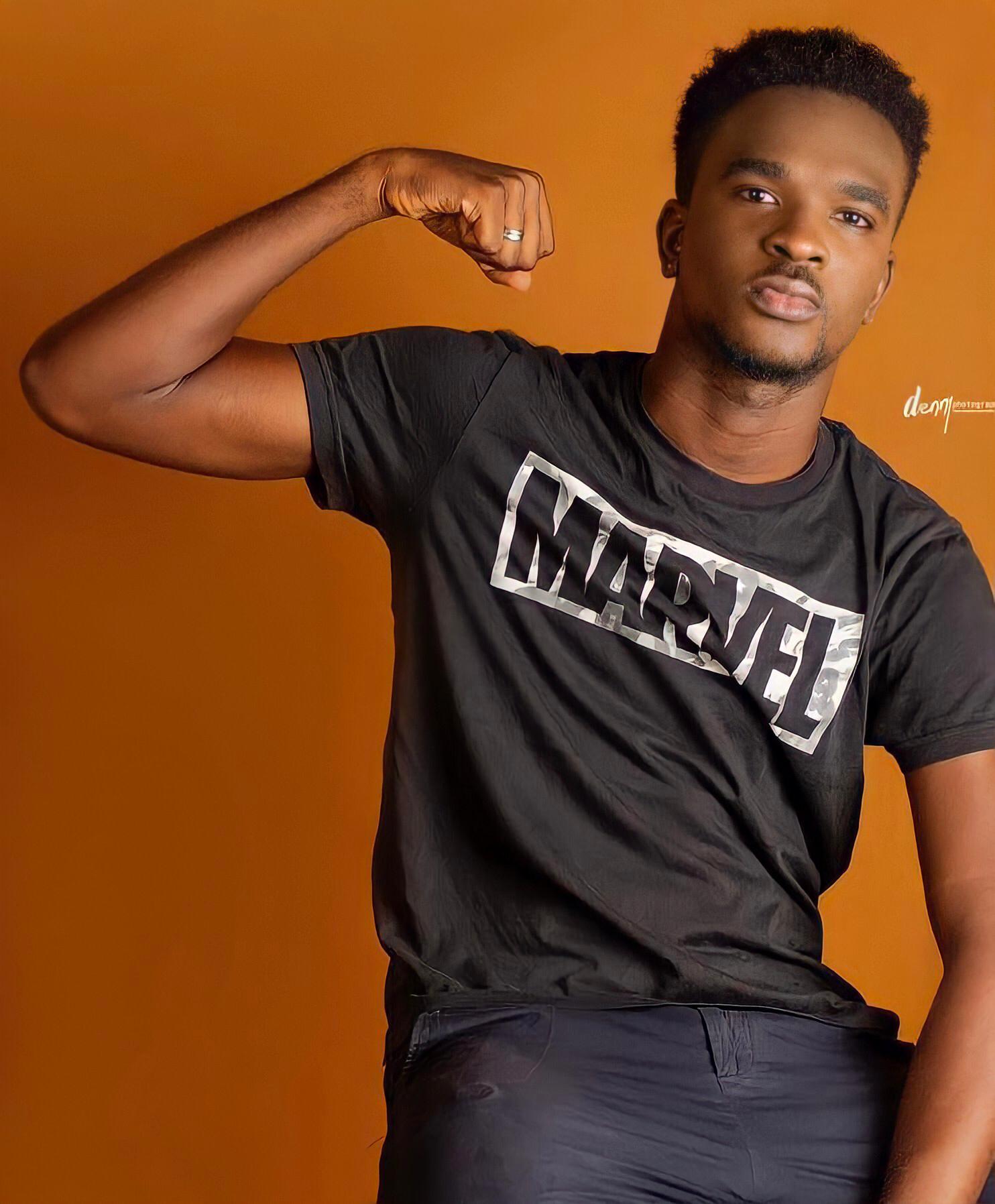 Escritor angolano Edgar Salvador fala da sua jornada profissional ...