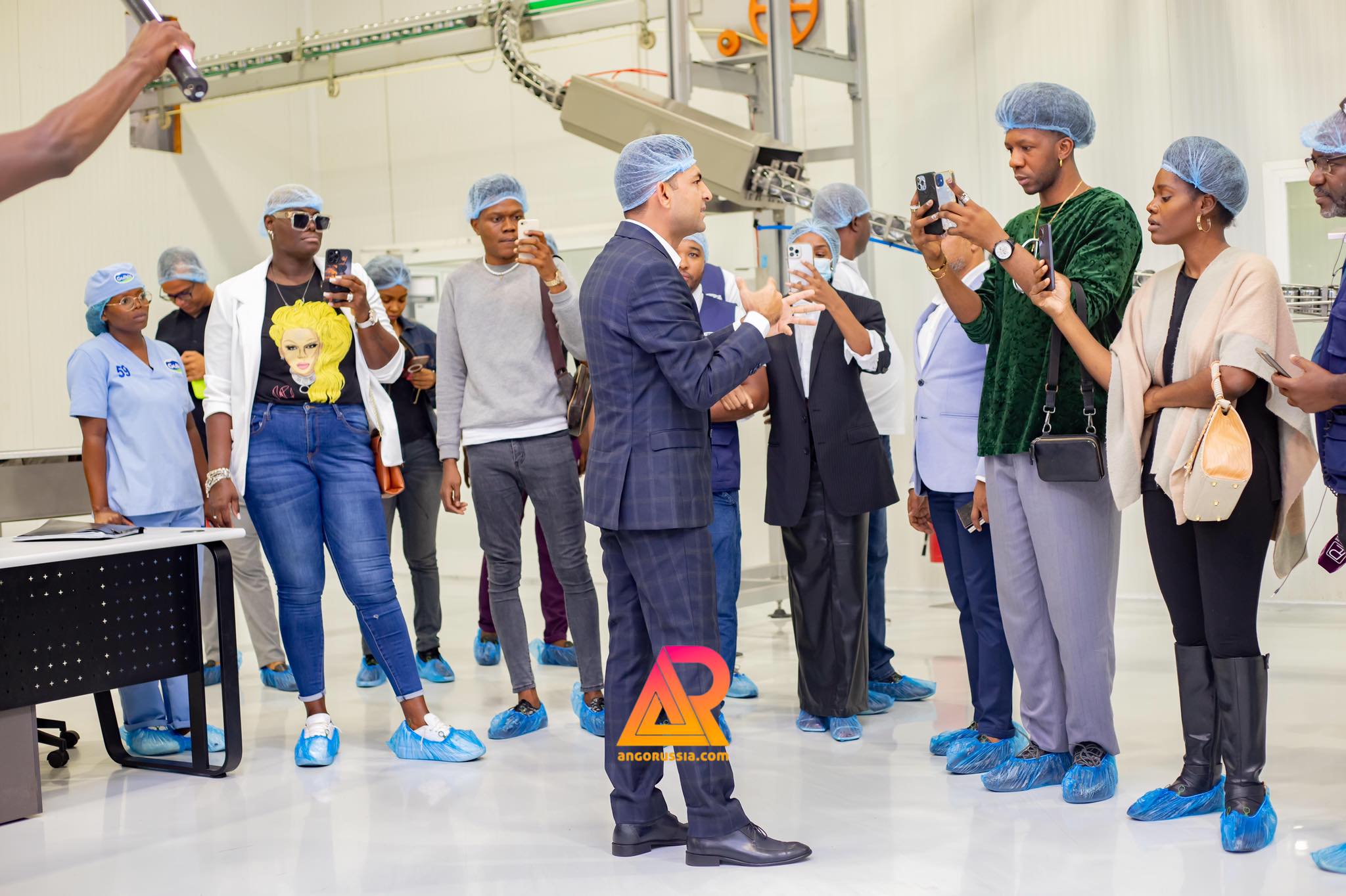 Gulkis reúne figuras públicas e influenciadores digitais para ...