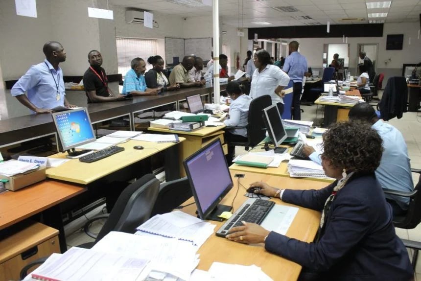 Ministério da Administração Pública acrescenta uma hora e meia ao ...