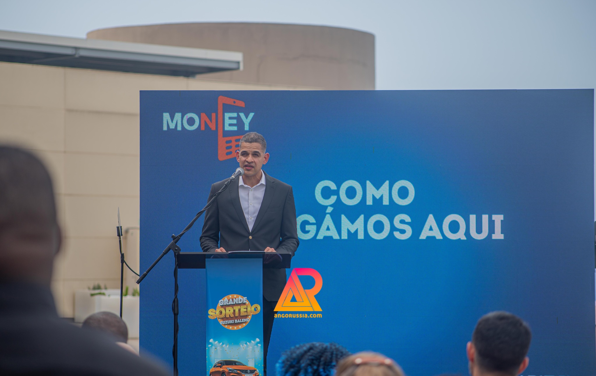 Unitel Money realiza entrega de viatura sorteada - AngoRussia