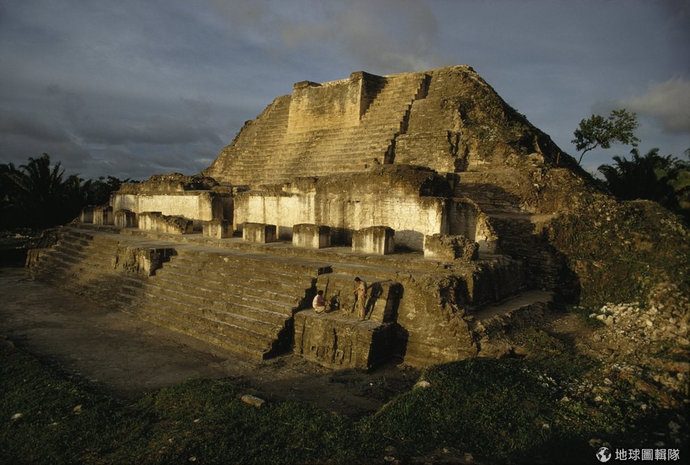 2300年馬雅金字塔遭毀 | DQ 地球圖輯隊