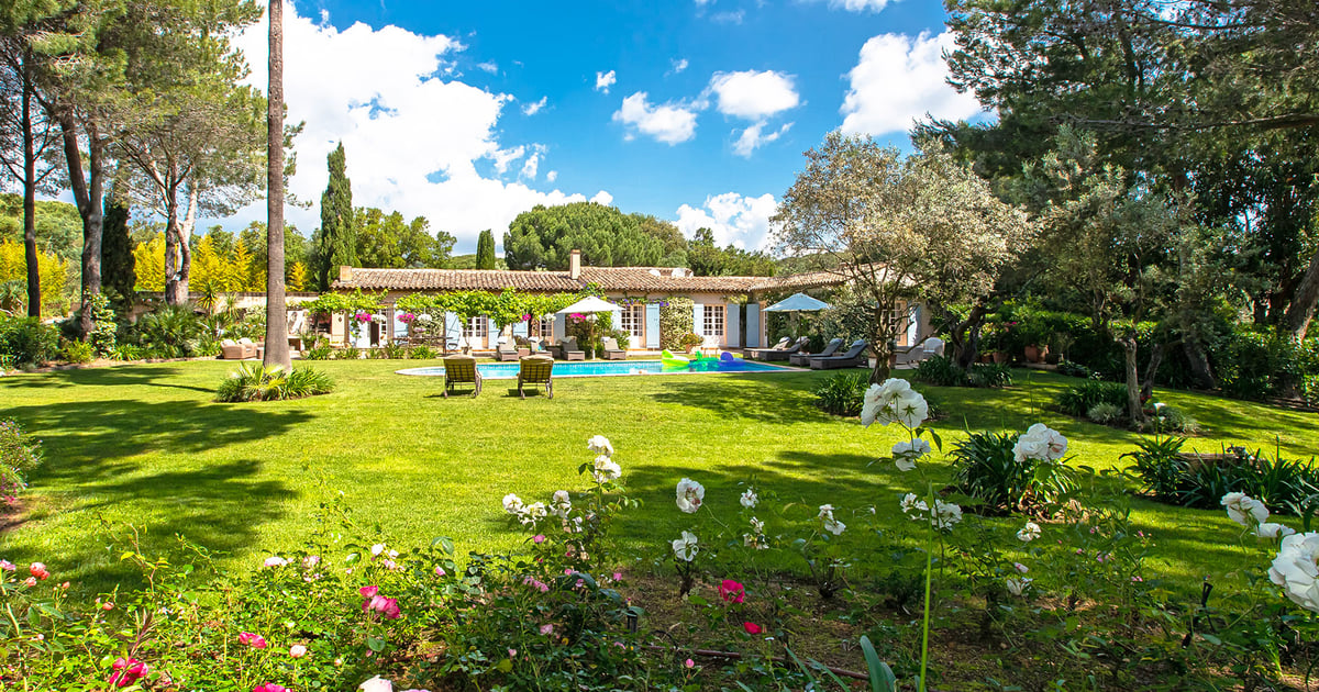 La Charmante - Villa rental in Pampelonne, French Riviera | Villanovo